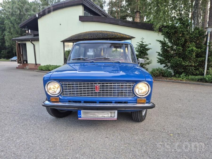 Zils VAZ / Lada 2101 1976 Rīga, ar dzinēja tilpumu 1.30 L un nobraukumu 469 tūkst. km par 3500 €, foto 5 vietnē AUTOMOTO.COM.LV