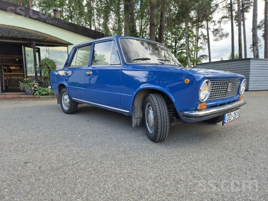 Zils VAZ / Lada 2101 1976 Rīga, ar dzinēja tilpumu 1.30 L un nobraukumu 469 tūkst. km par 3500 €, foto 7 vietnē AUTOMOTO.COM.LV