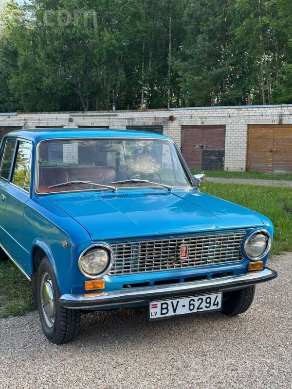 Blue VAZ / Lada 2101 1977 in Ogre, with an engine capacity of 1.30 L and mileage of 33 thousand km for 5500 €, photo 3 on AUTOMOTO.COM.LV