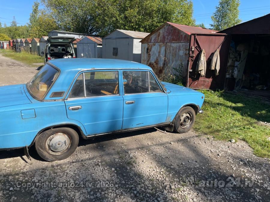 Zils VAZ / Lada 2101 1981 Tallina, ar dzinēja tilpumu 1.20 L un nobraukumu 71 tūkst. km par 1125 €, foto 9 vietnē AUTOMOTO.COM.LV