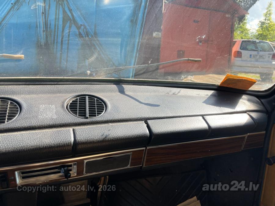 Zils VAZ / Lada 2101 1981 Tallina, ar dzinēja tilpumu 1.20 L un nobraukumu 71 tūkst. km par 1125 €, foto 12 vietnē AUTOMOTO.COM.LV