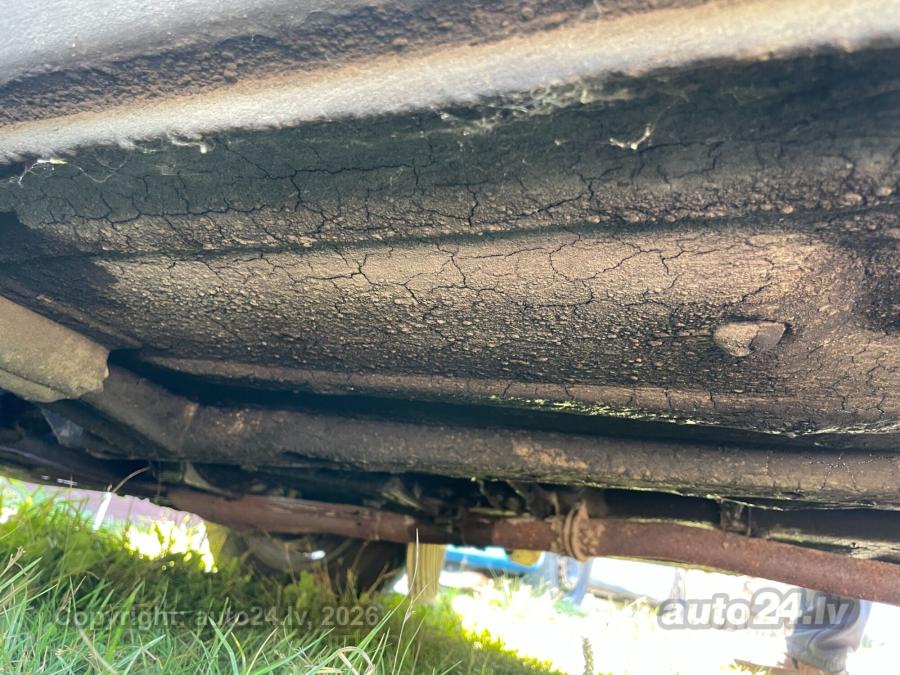 Zils VAZ / Lada 2101 1981 Tallina, ar dzinēja tilpumu 1.20 L un nobraukumu 71 tūkst. km par 1125 €, foto 15 vietnē AUTOMOTO.COM.LV