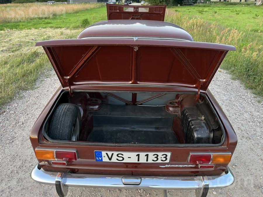 Brown VAZ / Lada 2101 1971 in Riga, with an engine capacity of 1.20 L and mileage of 106 thousand km for 8500 €, photo 5 on AUTOMOTO.COM.LV