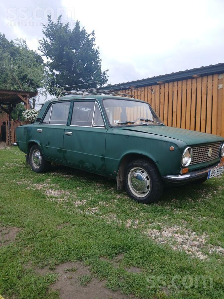 Green VAZ / Lada 2101 1977 in Kraslava, with an engine capacity of 1.20 L and mileage of 10 thousand km for 1300 €, photo 1 on AUTOMOTO.COM.LV