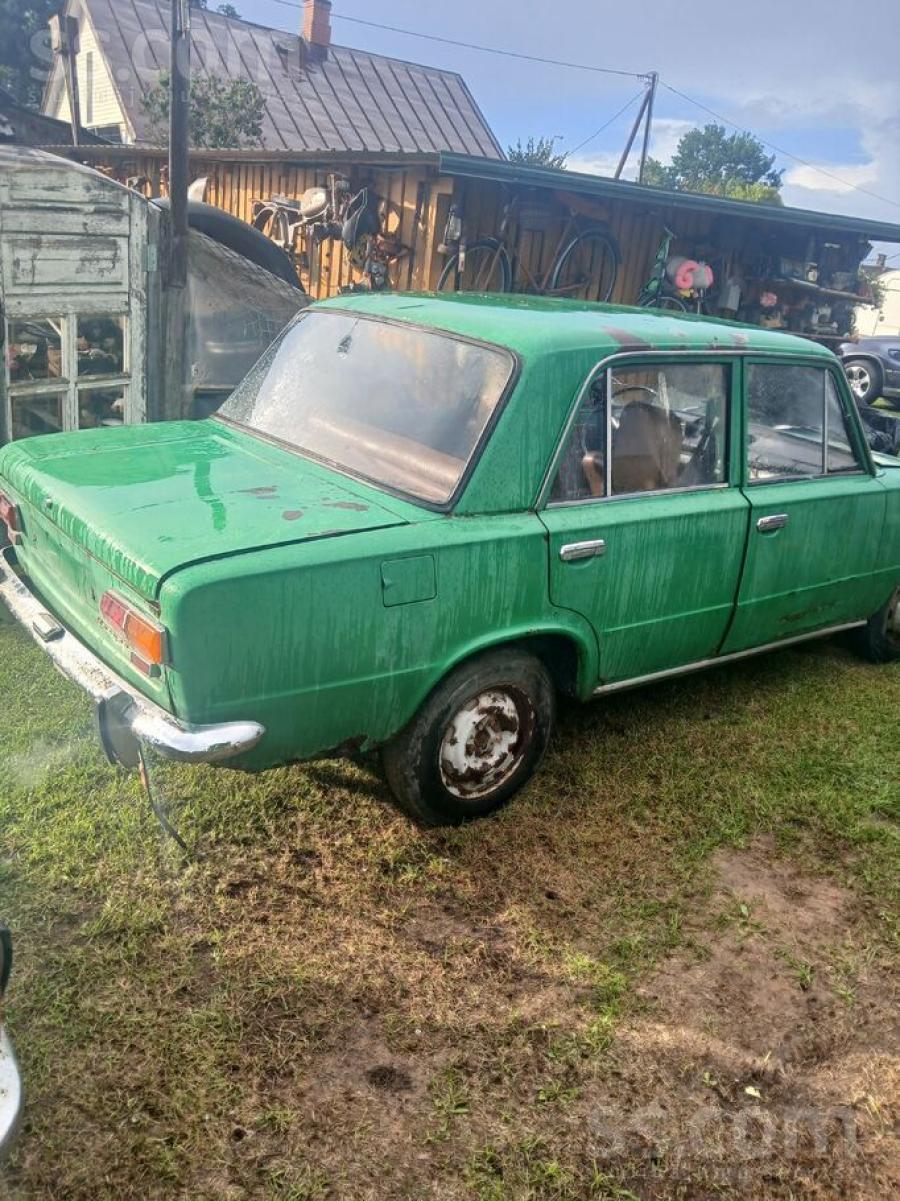 Green VAZ / Lada 2101 1978 in Kraslava, with an engine capacity of 1.20 L and mileage of 8 thousand km for 550 €, photo 15 on AUTOMOTO.COM.LV