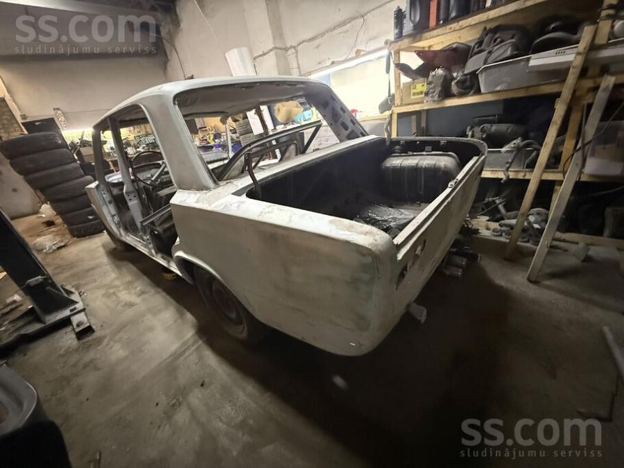Pelēks VAZ / Lada 2101 1974 Rīga, ar dzinēja tilpumu 1.20 L un nobraukumu 99 tūkst. km par 1000 €, foto 3 vietnē AUTOMOTO.COM.LV