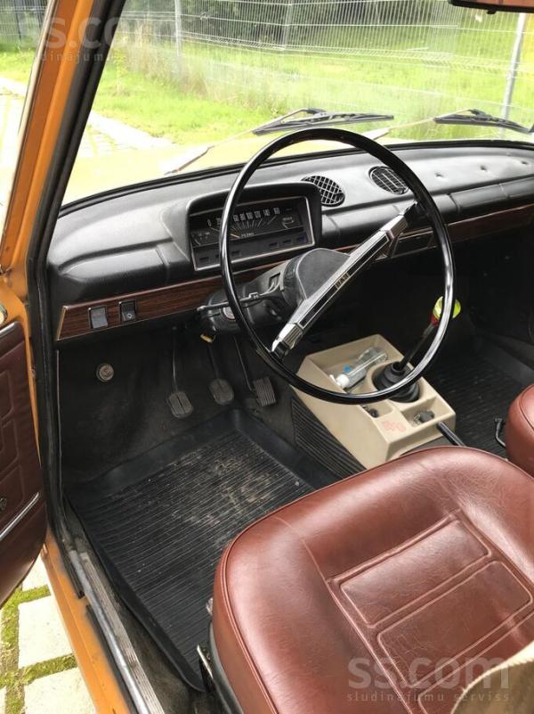 Orange VAZ / Lada 2101 1976 in Riga, with an engine capacity of 1.30 L and mileage of 28 thousand km for 4500 €, photo 3 on AUTOMOTO.COM.LV