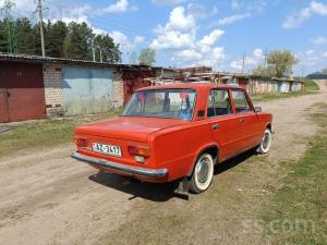 Oranžs VAZ / Lada 2101 1980 Daugavpils, ar dzinēja tilpumu 1.30 L un nobraukumu 117 tūkst. km par 2200 €, foto 2 vietnē AUTOMOTO.COM.LV