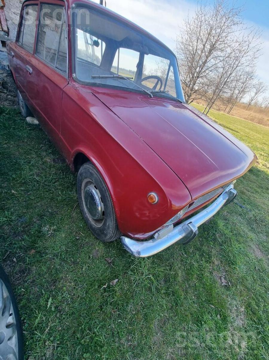 Sarkans VAZ / Lada 2101 1972 Talsi, ar dzinēja tilpumu 1.30 L un nobraukumu 79 tūkst. km par 300 €, foto 8 vietnē AUTOMOTO.COM.LV