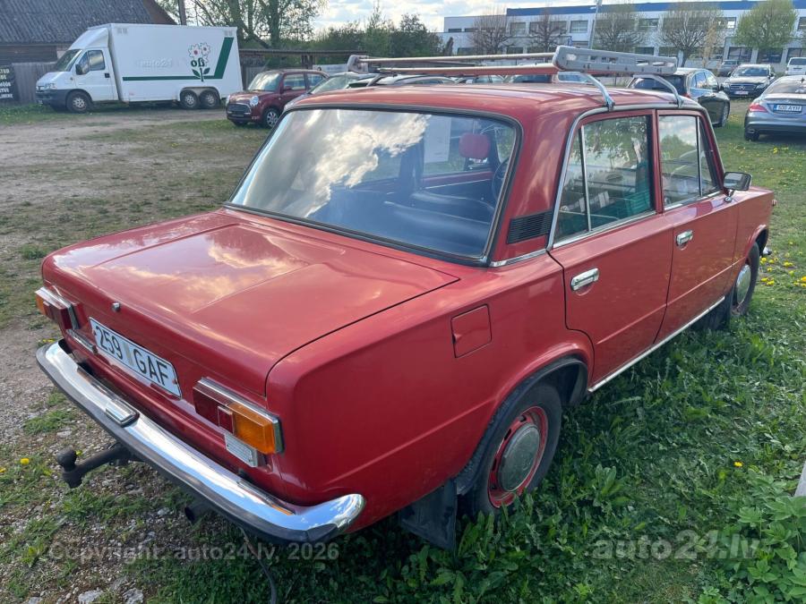 Sarkans VAZ / Lada 2101 1982 Tallina, ar dzinēja tilpumu 1.20 L un nobraukumu 167 tūkst. km par 2100 €, foto 3 vietnē AUTOMOTO.COM.LV