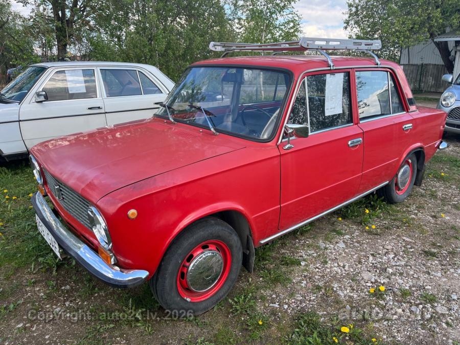 Sarkans VAZ / Lada 2101 1982 Tallina, ar dzinēja tilpumu 1.20 L un nobraukumu 167 tūkst. km par 2100 €, foto 5 vietnē AUTOMOTO.COM.LV