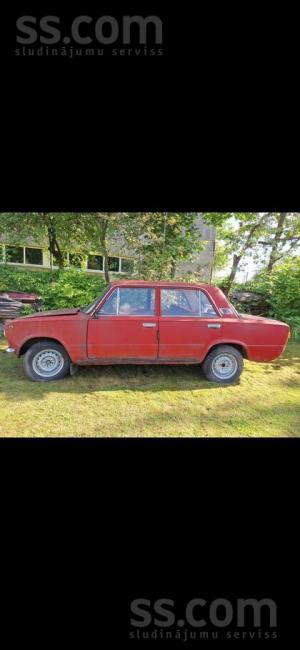 Sarkans VAZ / Lada 2101 1987 Gulbene, ar dzinēja tilpumu 1.20 L un nobraukumu 75 tūkst. km par 450 €, foto 6 vietnē AUTOMOTO.COM.LV
