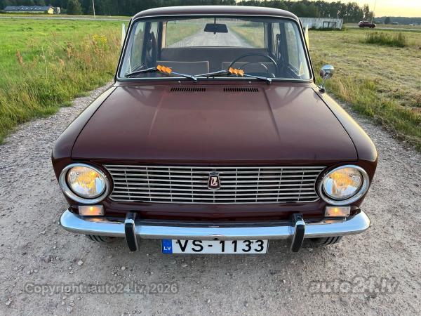 VAZ / Lada 2101 1971 Rīga, ar dzinēja tilpumu 1.20 L un nobraukumu 106 tūkst. km par 8500 €, foto 5 vietnē AUTOMOTO.COM.LV