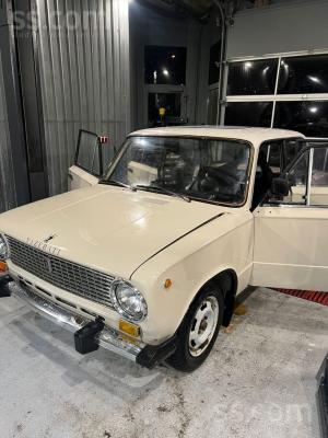 VAZ / Lada 2101 1982 in Tukums, with an engine capacity of 1.50 L and mileage of 43 thousand km for 2590 €, photo  on AUTOMOTO.COM.LV