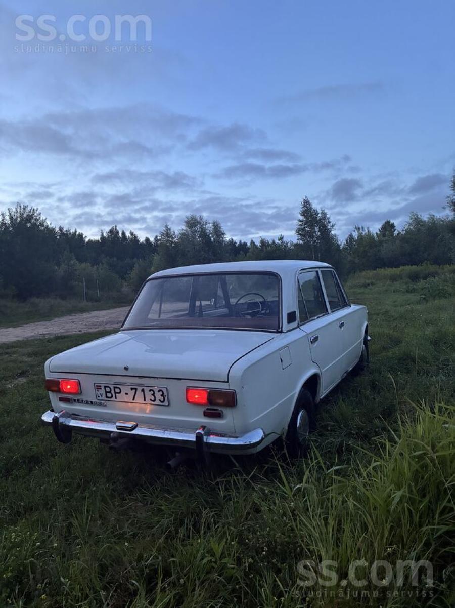 Balts VAZ / Lada 2101 1971 Rīga, ar dzinēja tilpumu 1.20 L un nobraukumu 1 tūkst. km par 2000 €, foto 9 vietnē AUTOMOTO.COM.LV