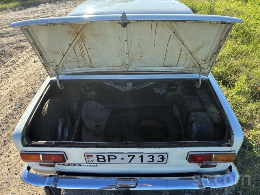 Balts VAZ / Lada 2101 1971 Rīga, ar dzinēja tilpumu 1.20 L un nobraukumu 1 tūkst. km par 2000 €, foto 13 vietnē AUTOMOTO.COM.LV