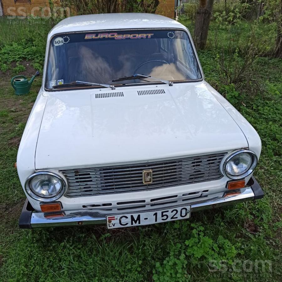 Белый ВАЗ 2101 1975 в Краслава, объемом двигателя 1.20 л и пробегом 40 тыс. км за 1500 €, фото 1 на AUTOMOTO.COM.LV