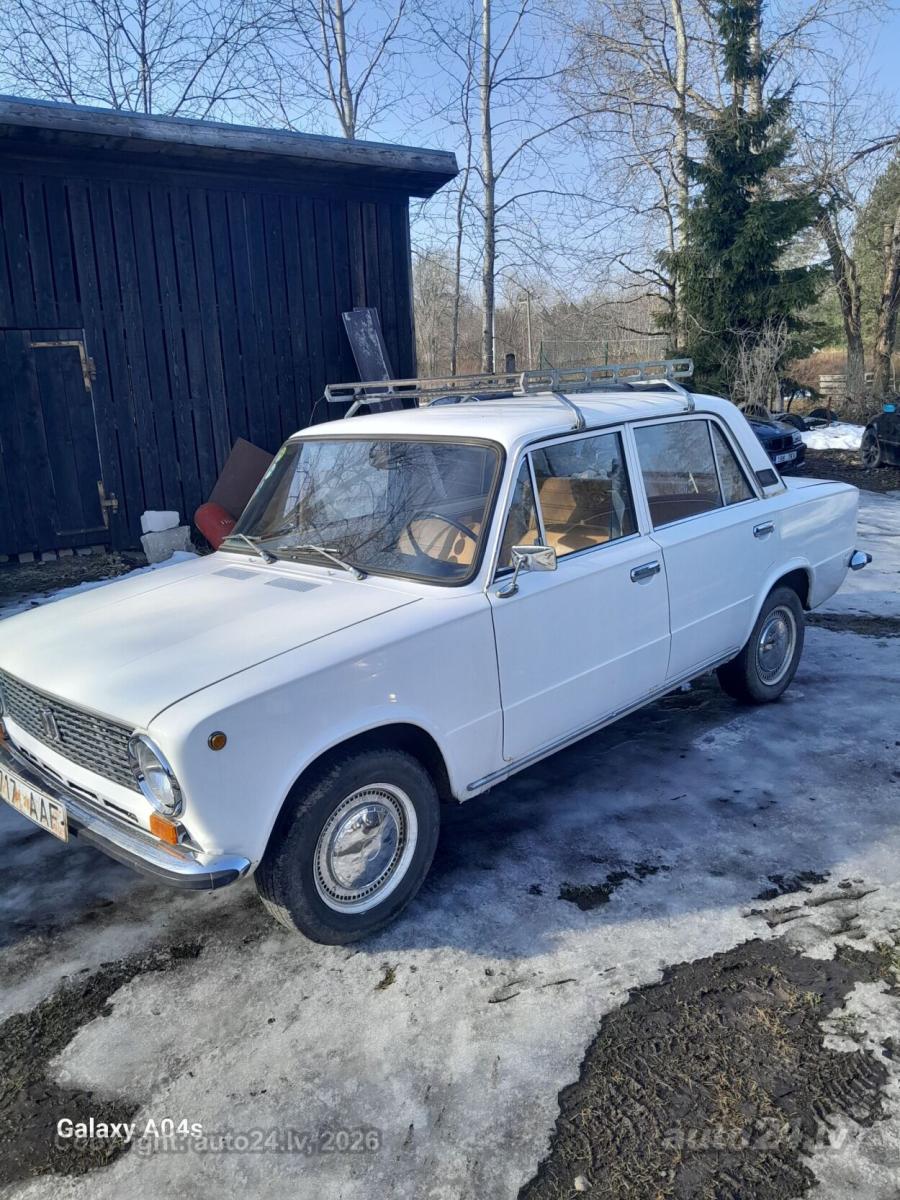 White VAZ / Lada 2101 1981 in Rakvere, with an engine capacity of 1.30 L and mileage of 0 thousand km for 2500 €, photo 2 on AUTOMOTO.COM.LV