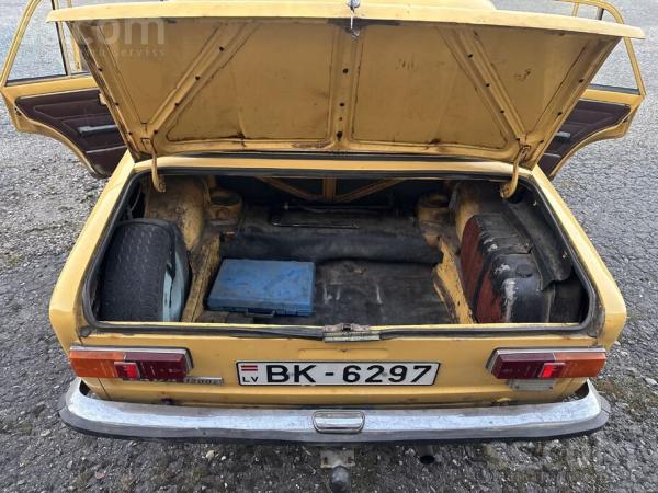 Dzeltens VAZ / Lada 2101 1981 Valmiera, ar dzinēja tilpumu 1.20 L un nobraukumu 90 tūkst. km par 800 €, foto 7 vietnē AUTOMOTO.COM.LV