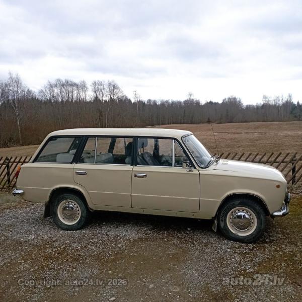 VAZ / Lada 2102 1973 Tartu vietnÄ SmilÅ”u krÄsa VAZ / Lada 2102 1973 Tartu, ar dzinÄja tilpumu 1.20 L un nobraukumu 45 tÅ«kst. km par 2500 ā¬, foto 1 vietnÄ AUTOMOTO.COM.LV