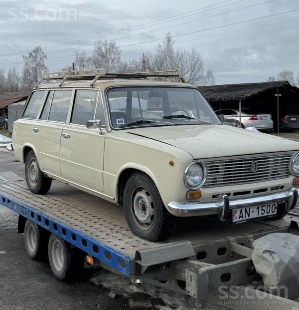 Melns VAZ / Lada 2102 1983 Ventspils, ar dzinēja tilpumu 1.60 L un nobraukumu 50 tūkst. km par 1000 €, foto 1 vietnē AUTOMOTO.COM.LV