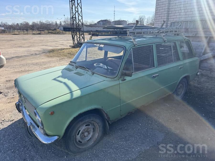 Серый ВАЗ 2102 1983 в Кулдига, объемом двигателя 1.60 л и пробегом 48 тыс. км за 1500 €, фото 12 на AUTOMOTO.COM.LV
