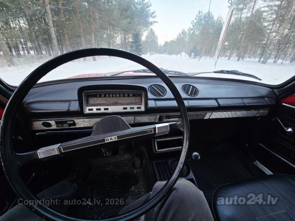 Красный ВАЗ 2102 1974 в Таллин, объемом двигателя 1.20 л и пробегом 25 тыс. км за 1111 €, фото 11 на AUTOMOTO.COM.LV