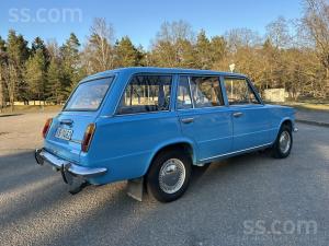 VAZ / Lada 2102 1984 Rīga, ar dzinēja tilpumu 1.20 L un nobraukumu 23 tūkst. km par 7500 €, foto 7 vietnē AUTOMOTO.COM.LV