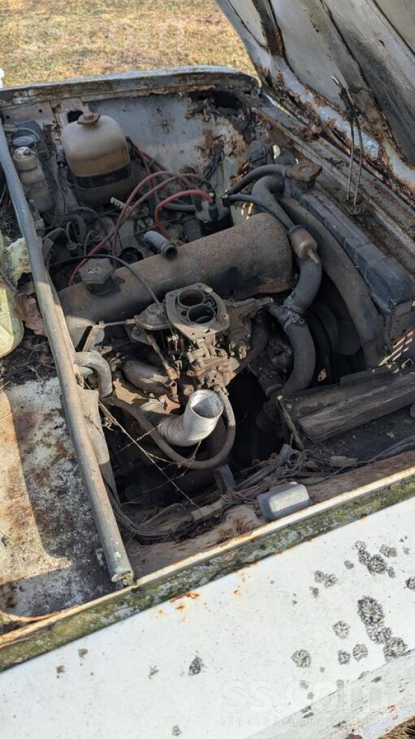 Balts VAZ / Lada 2102 1979 Ludza, ar dzinēja tilpumu 1.20 L un nobraukumu 35 tūkst. km par 300 €, foto 6 vietnē AUTOMOTO.COM.LV