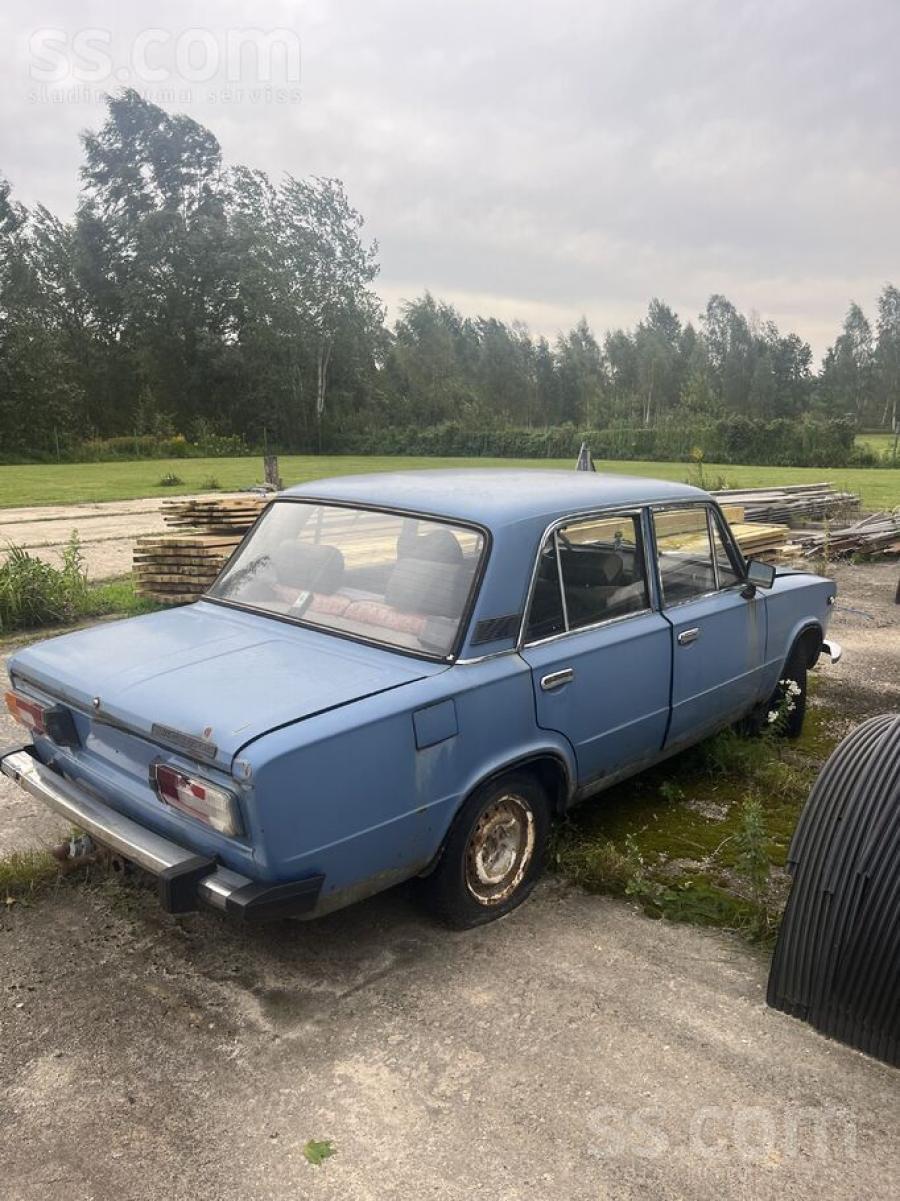 Zils VAZ / Lada 2103 1973 Jelgava, ar dzinēja tilpumu 1.30 L un nobraukumu 27 tūkst. km par 700 €, foto 1 vietnē AUTOMOTO.COM.LV