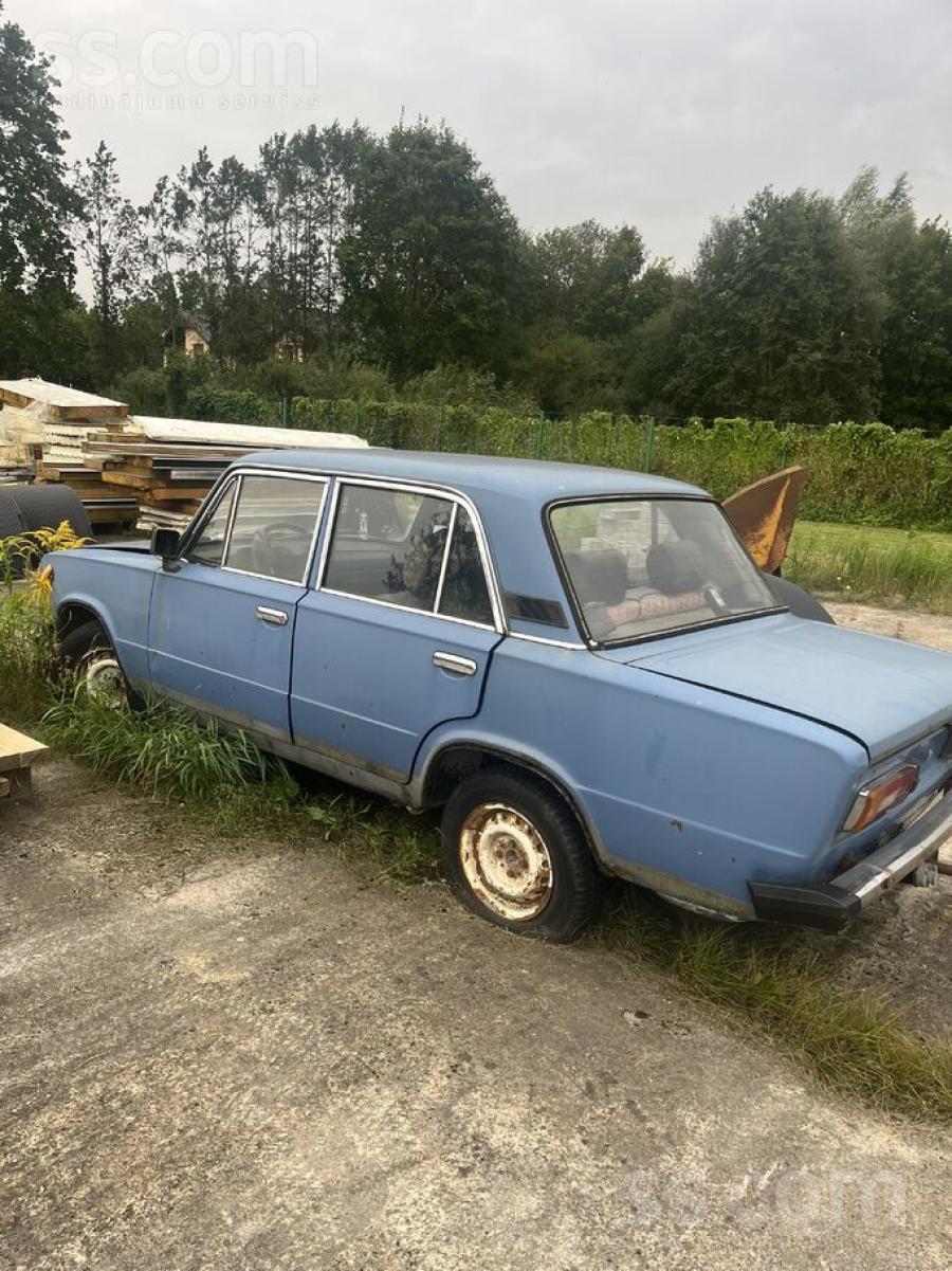 Zils VAZ / Lada 2103 1973 Jelgava, ar dzinēja tilpumu 1.30 L un nobraukumu 27 tūkst. km par 700 €, foto 3 vietnē AUTOMOTO.COM.LV