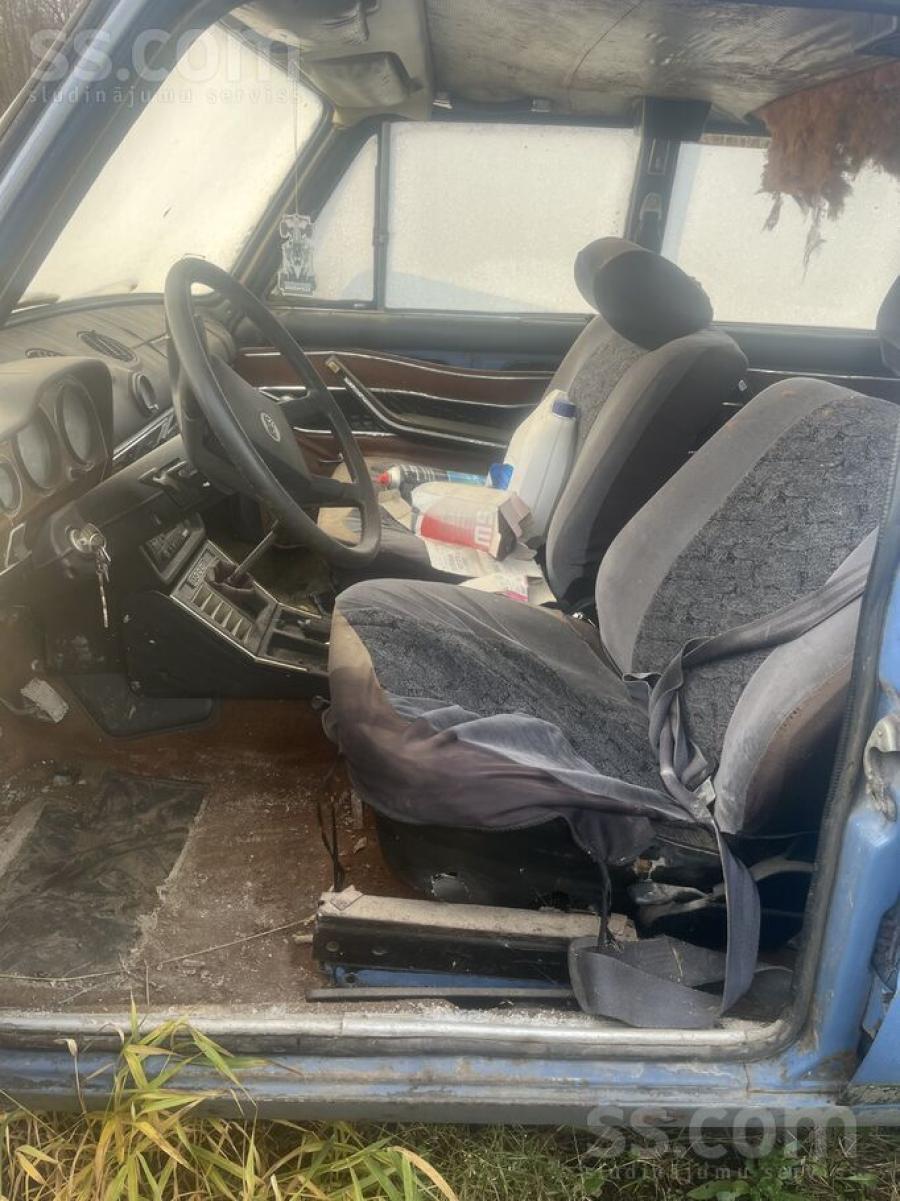Zils VAZ / Lada 2103 1973 Jelgava, ar dzinēja tilpumu 1.30 L un nobraukumu 27 tūkst. km par 700 €, foto 7 vietnē AUTOMOTO.COM.LV