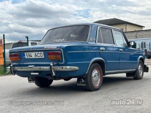 Синий ВАЗ 2103 1973 в Нарва, объемом двигателя 1.50 л и пробегом 120 тыс. км за 1999 €, фото 9 на AUTOMOTO.COM.LV