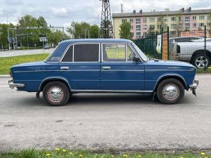 Blue VAZ / Lada 2103 1973 in Narva, with an engine capacity of 1.40 L and mileage of 12 thousand km for 1999 €, photo 17 on AUTOMOTO.COM.LV