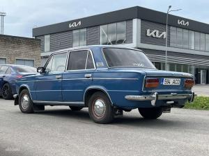 Blue VAZ / Lada 2103 1973 in Narva, with an engine capacity of 1.40 L and mileage of 12 thousand km for 1999 €, photo 18 on AUTOMOTO.COM.LV