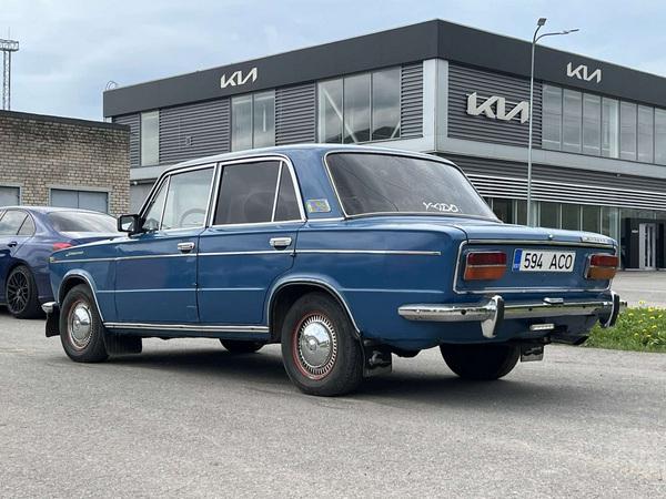 Blue VAZ / Lada 2103 1973 in Narva, with an engine capacity of 1.50 L and mileage of 12 thousand km for 1999 €, photo 6 on AUTOMOTO.COM.LV