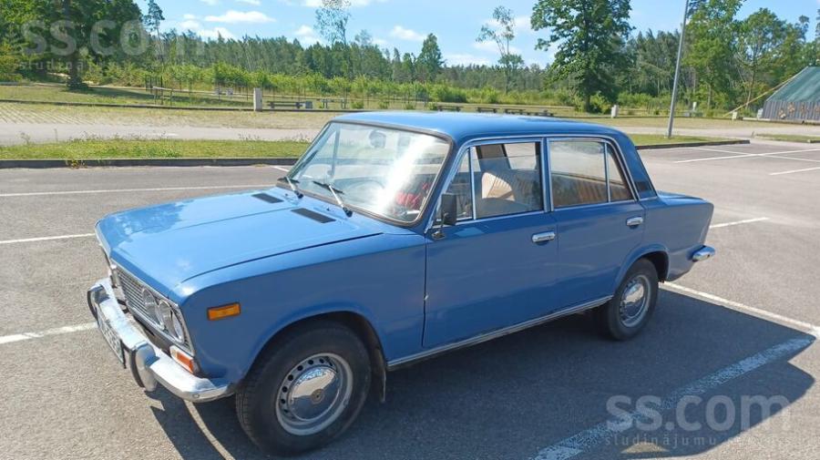 Zils VAZ / Lada 2103 1975 Rīga, ar dzinēja tilpumu 1.50 L un nobraukumu 44 tūkst. km par 2200 €, foto 5 vietnē AUTOMOTO.COM.LV