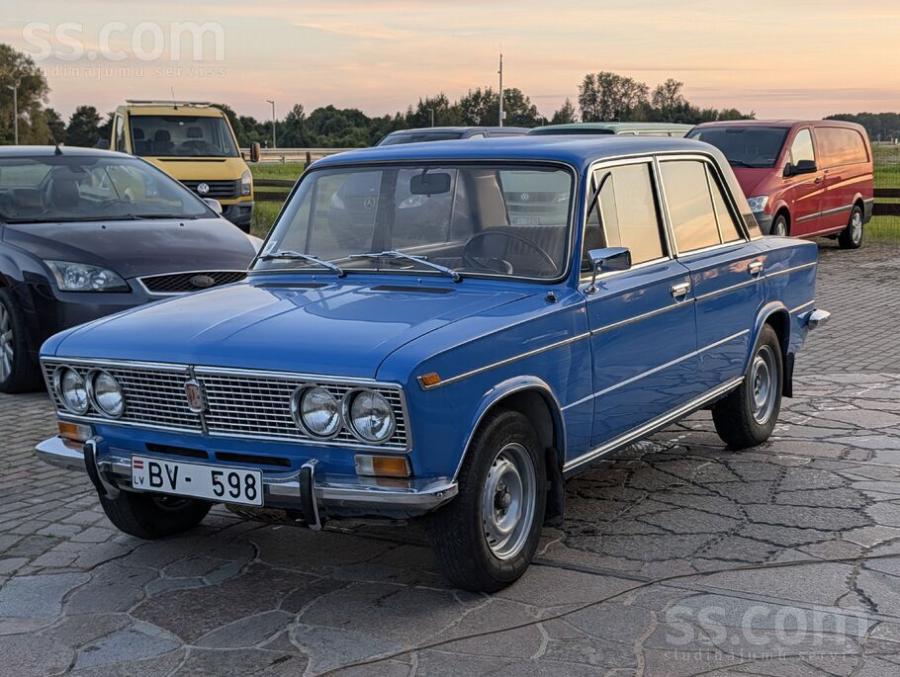 Zils VAZ / Lada 2103 1977 Liepāja, ar dzinēja tilpumu 1.30 L un nobraukumu 47 tūkst. km par 4500 €, foto 1 vietnē AUTOMOTO.COM.LV