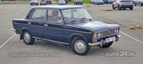 Синий ВАЗ 2103 1979 в Тарту, объемом двигателя 1.50 л и пробегом 94 тыс. км за 1979 €, фото 2 на AUTOMOTO.COM.LV
