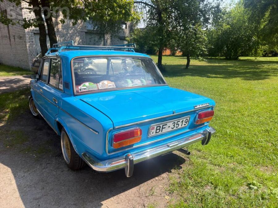 Синий ВАЗ 2103 1982 в Юрмала, объемом двигателя 1.30 л и пробегом 49 тыс. км за 2500 €, фото 3 на AUTOMOTO.COM.LV