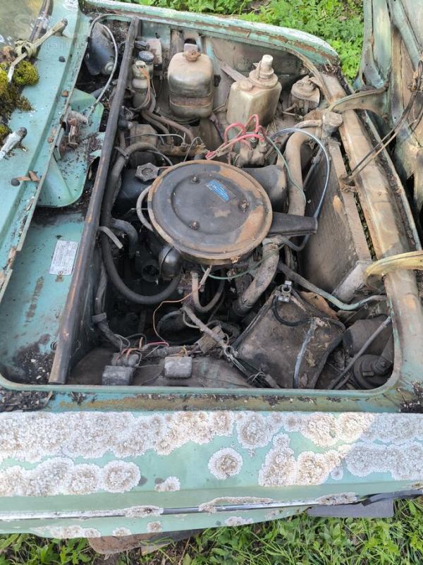 Green VAZ / Lada 2103 1989 in Bauska, with an engine capacity of 1.50 L and mileage of 60 thousand km for 150 €, photo 4 on AUTOMOTO.COM.LV