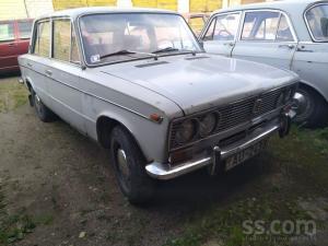 Серый ВАЗ 2103 1975 в Лиепая, объемом двигателя 1.50 л и пробегом 0 тыс. км за 1000 €, фото  на AUTOMOTO.COM.LV