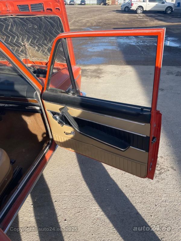 Oranžs VAZ / Lada 2103 1976 Tallina, ar dzinēja tilpumu 1.50 L un nobraukumu 0 tūkst. km par 3800 €, foto 11 vietnē AUTOMOTO.COM.LV