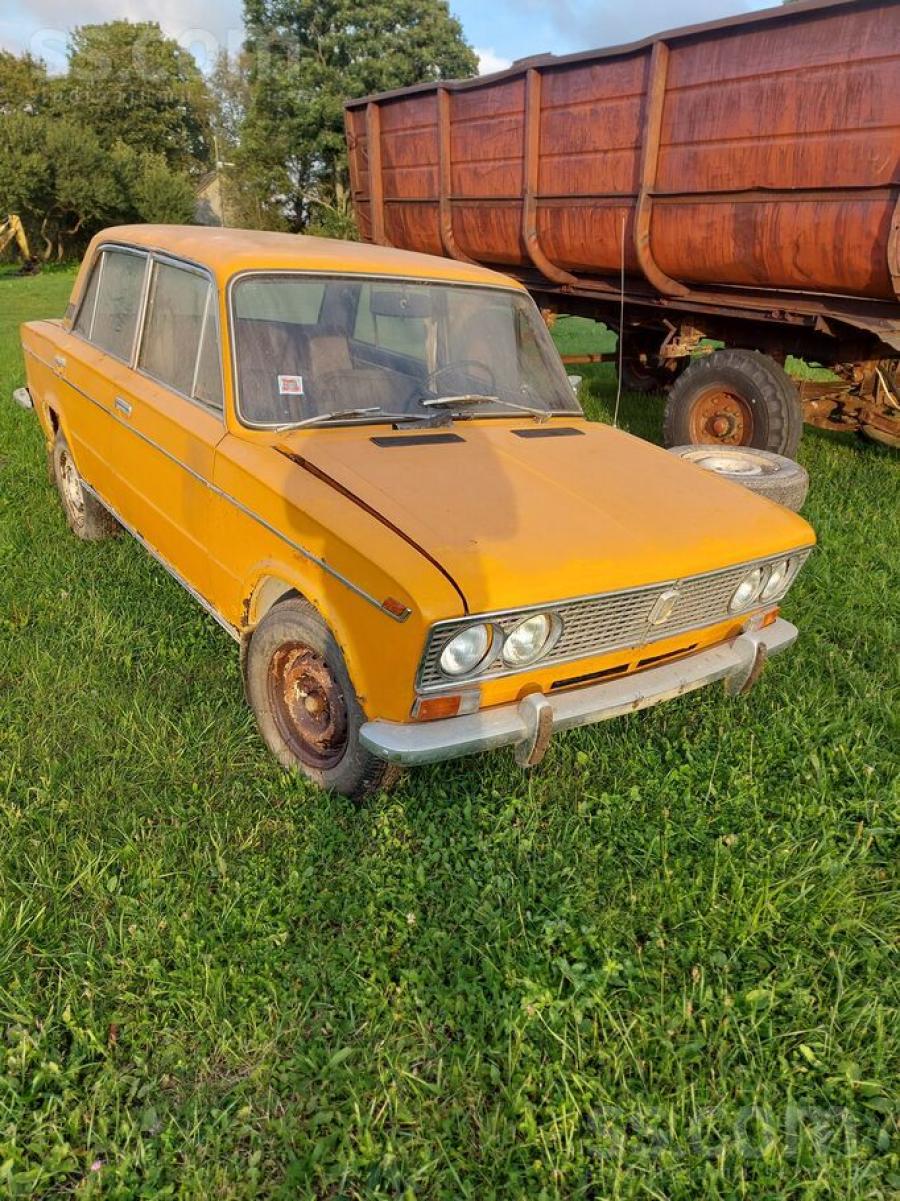 Orange VAZ / Lada 2103 1977 in Ventspils, with an engine capacity of 1.60 L and mileage of 100 thousand km for 400 €, photo 1 on AUTOMOTO.COM.LV
