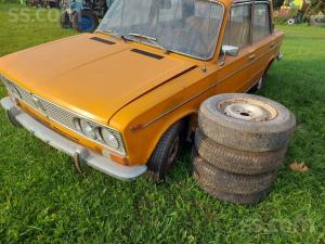 Orange VAZ / Lada 2103 1977 in Ventspils, with an engine capacity of 1.60 L and mileage of 100 thousand km for 400 €, photo 4 on AUTOMOTO.COM.LV