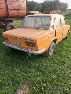Orange VAZ / Lada 2103 1977 in Ventspils, with an engine capacity of 1.60 L and mileage of 100 thousand km for 400 €, photo 5 on AUTOMOTO.COM.LV