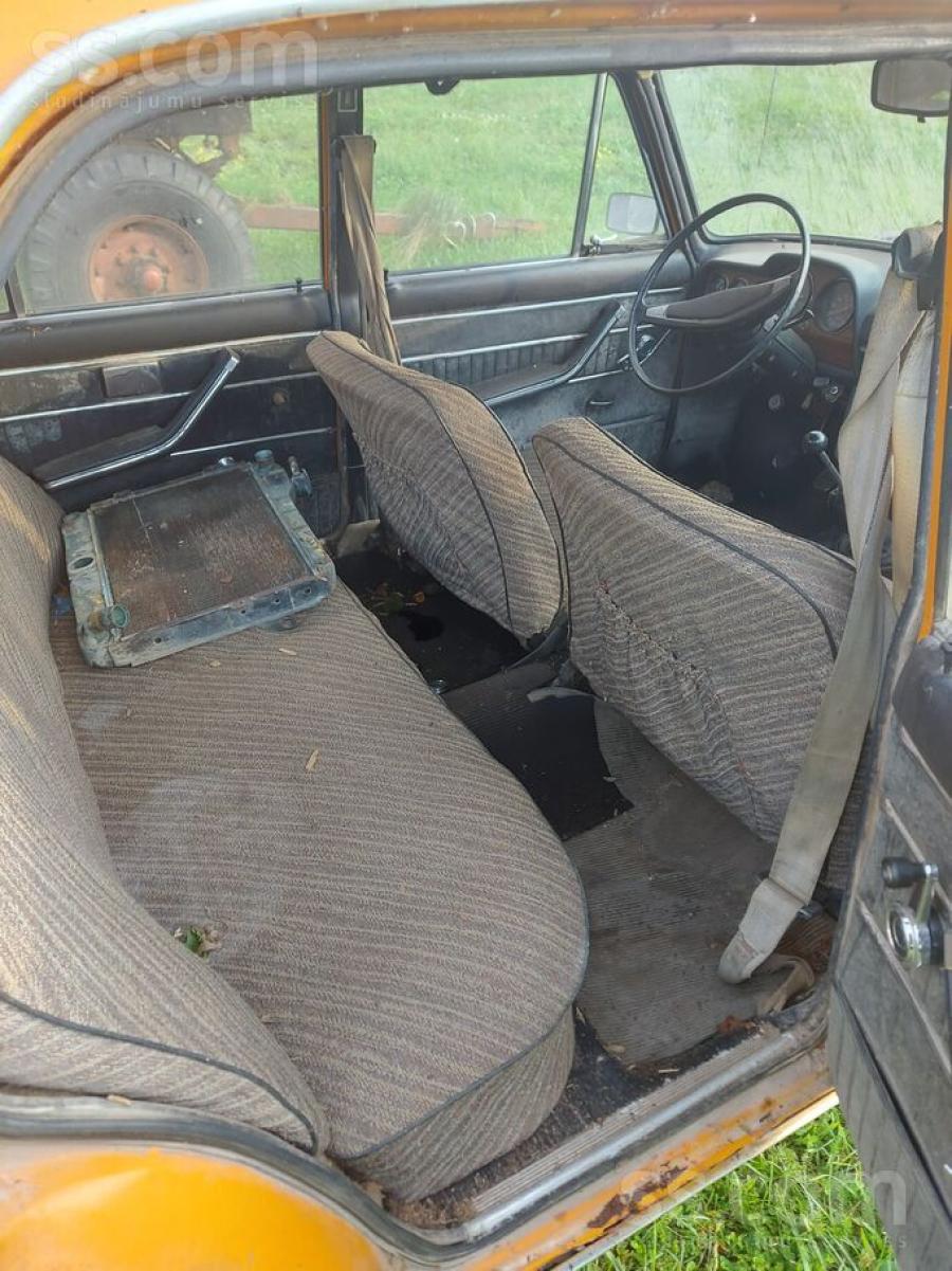 Orange VAZ / Lada 2103 1977 in Ventspils, with an engine capacity of 1.60 L and mileage of 100 thousand km for 400 €, photo 7 on AUTOMOTO.COM.LV