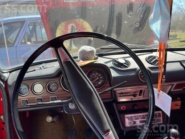 Red VAZ / Lada 2103 1974 in Riga, with an engine capacity of 1.40 L and mileage of 0 thousand km for 6500 €, photo 7 on AUTOMOTO.COM.LV