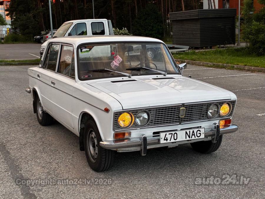 Balts VAZ / Lada 2103 1975 Tallina, ar dzinēja tilpumu 1.50 L un nobraukumu 66 tūkst. km par 2500 €, foto 4 vietnē AUTOMOTO.COM.LV