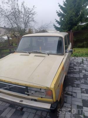 Dzeltens VAZ / Lada 2104 1978 Dobele, ar dzinēja tilpumu 1.30 L un nobraukumu 125 tūkst. km par 370 €, foto 4 vietnē AUTOMOTO.COM.LV